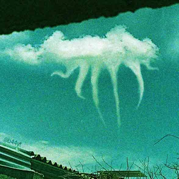 "Something In the Clouds" | The giants Trevor Henderson creations Wiki ...