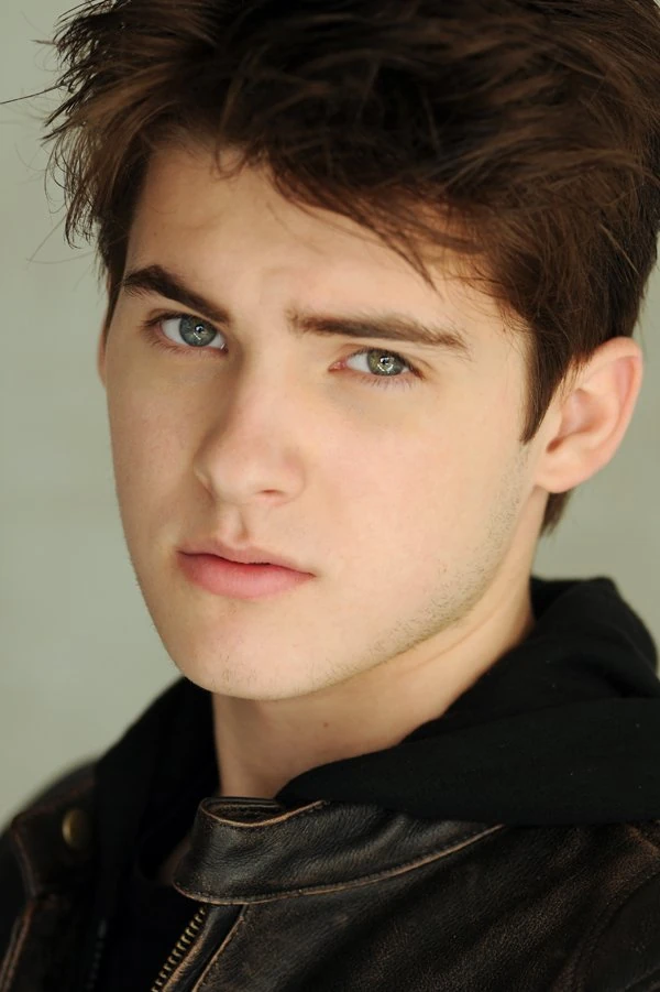 Liam Teixeira | The Glee Wiki Glee Club Wiki | Fandom