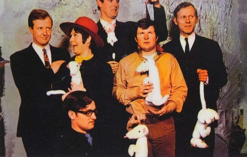 I'm Sorry I'll Read That Again (Radio Show) | The Goodies Encyclopedia ...