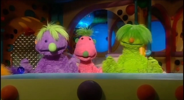 Song: Curly Whirly | The Hoobs Wiki | Fandom