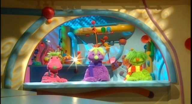 Keeping Warm | The Hoobs Wiki | Fandom