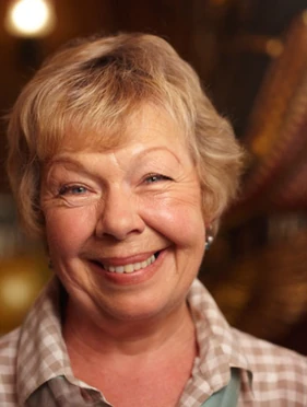 Evelyn Martin | House of Anubis Wiki | Fandom