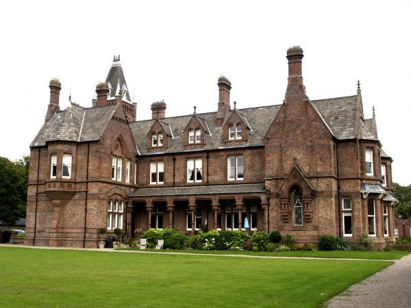 Amun Academic Boarding School | House of Anubis Wiki | Fandom