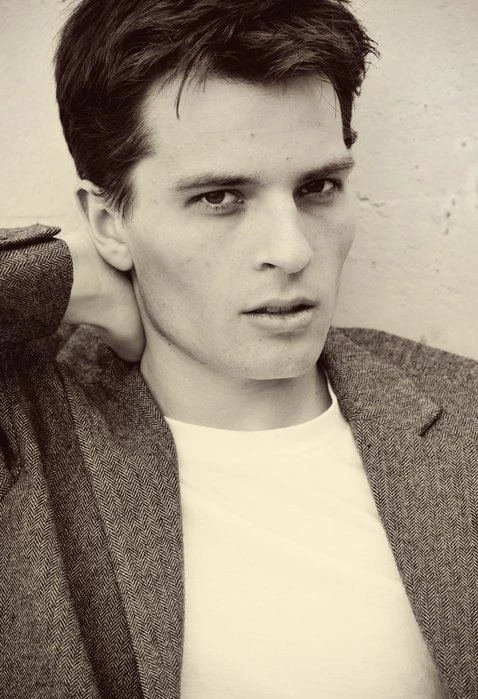 Matthew Sara | The Hunger Games Films Wikia | Fandom