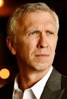 Steve Coulter | The Hunger Games Films Wikia | Fandom