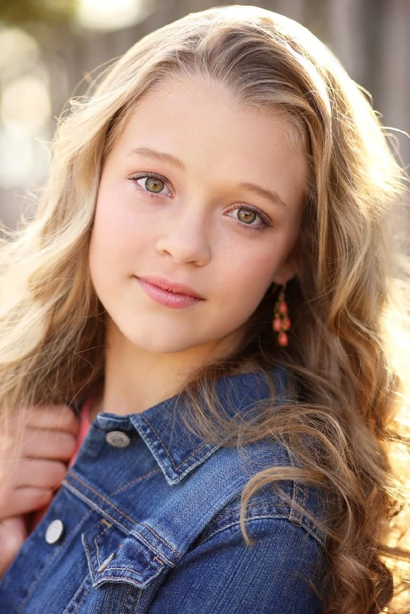 Kaitlynn Stone | The Hunger Games Films Wikia | Fandom