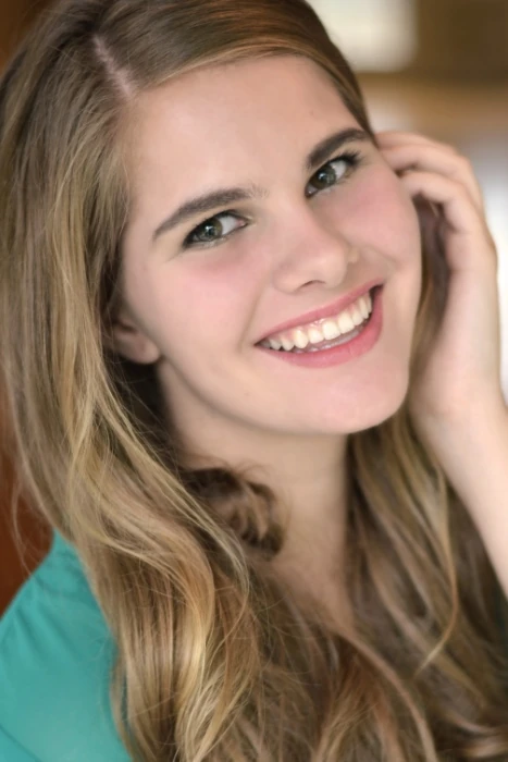 Addison Burger | The Hunger Games Films Wikia | Fandom