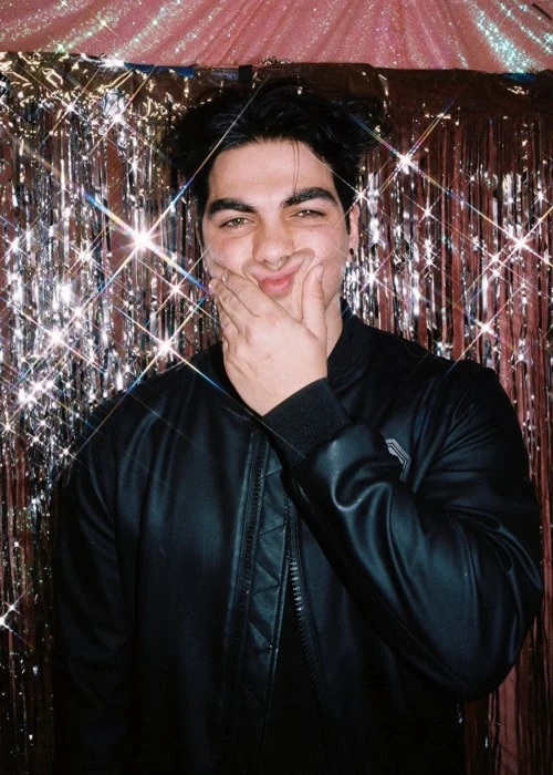 Thomas Petrou | The hype house Wiki | Fandom