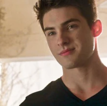 Theo Raeken | The Immortal Hybrids Wiki | Fandom