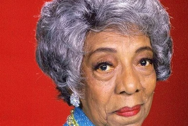 Zara Cully Zara Cully | Cinemorgue Wiki | Fandom