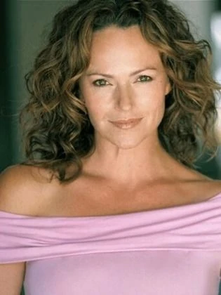 Linda Kelsey | The Kyra Thompson Mysteries Wiki | Fandom