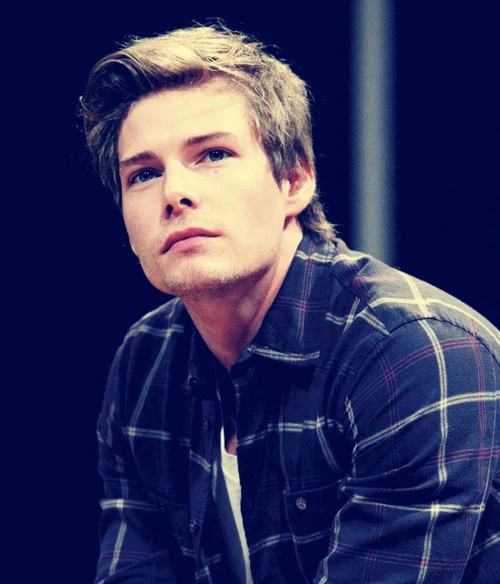 Cyrus Marshall | The Land of the Fey Wiki | Fandom