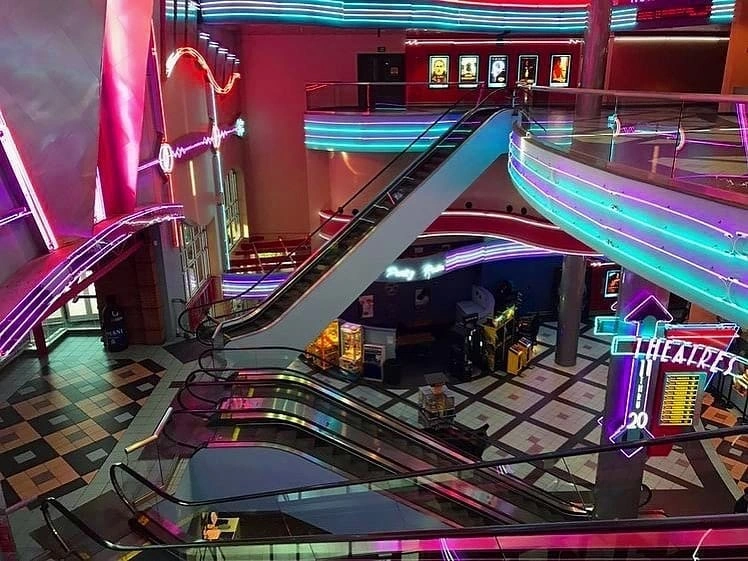 Neon Mall | The Loominex Wiki | Fandom