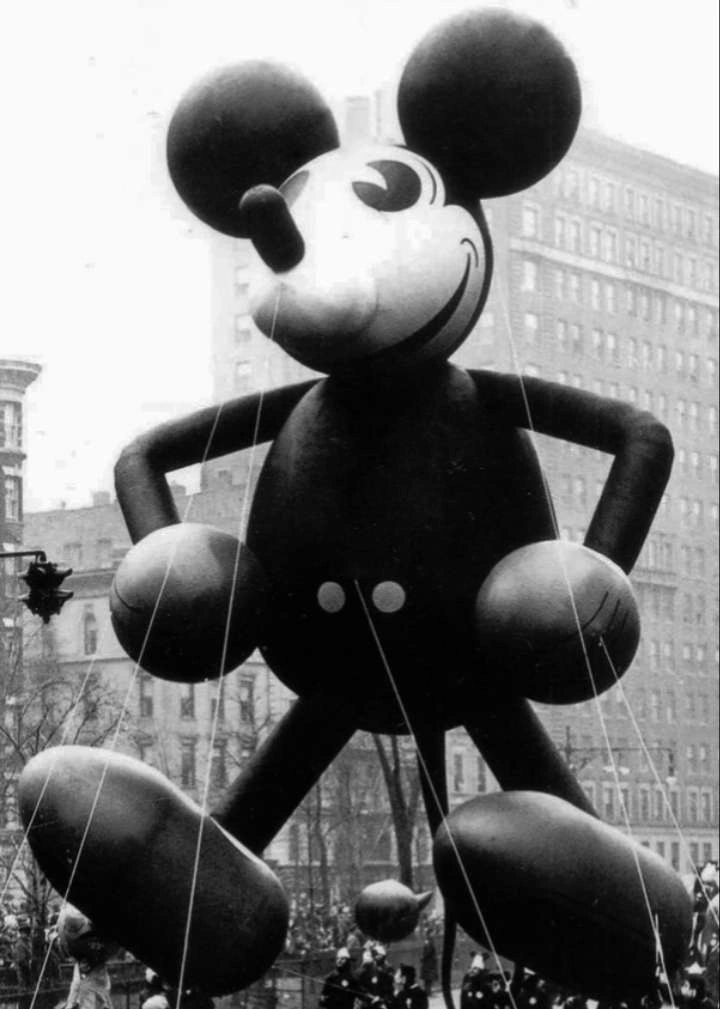 Mickey Mouse (SuperPikachuTyler’s Version) | The Macy's Parade Fanon ...