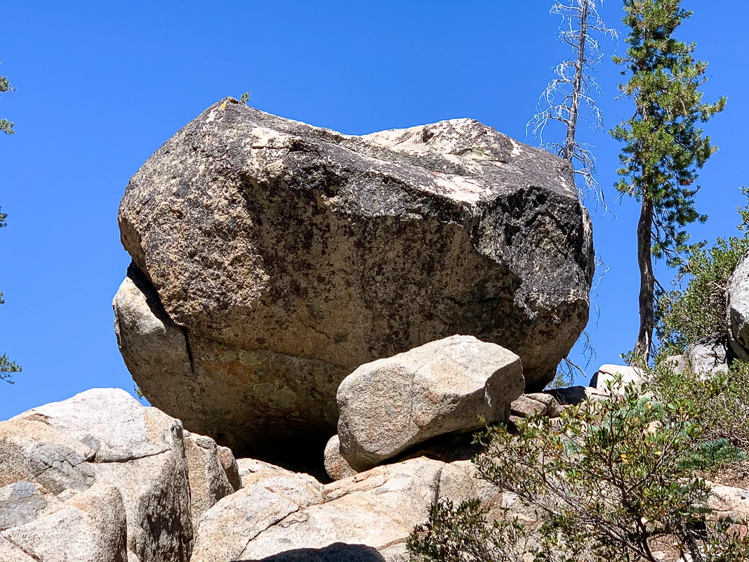 Animated Boulders | The Malachite Isles Wiki | Fandom