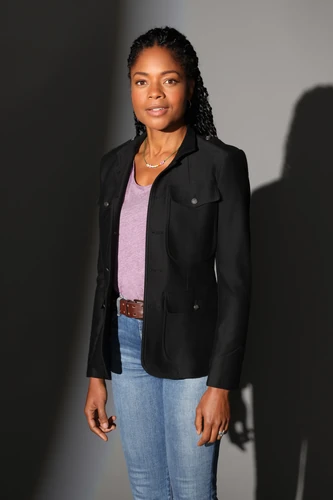 Justin Falls | The Man Who Fell to Earth Wiki | Fandom