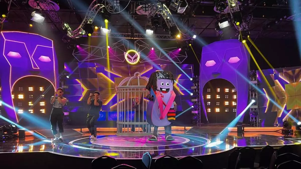 Season 2, Episode 1 (PA) | The Masked Singer Wiki | Fandom