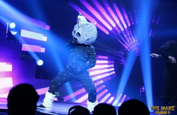 Moonwalk | The Masked Singer Wiki | Fandom