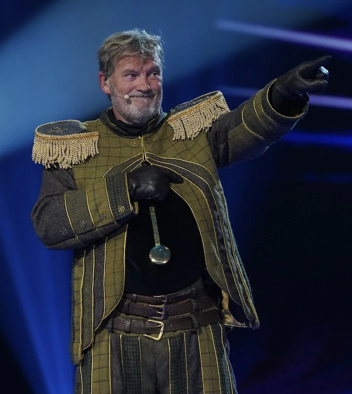 Category:Clocks | The Masked Singer Wiki | Fandom