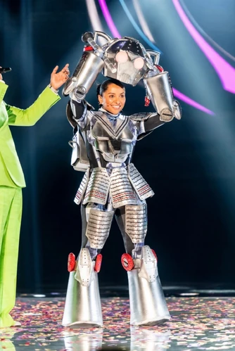 Robo Girl | The Masked Singer Wiki | Fandom