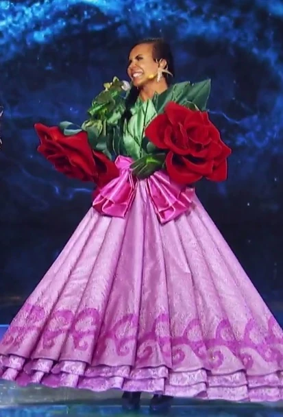 Rosa (BR) | The Masked Singer Wiki | Fandom
