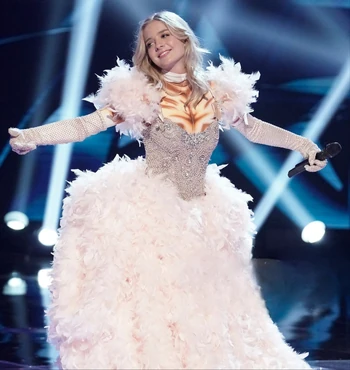 Kitty | The Masked Singer Wiki | Fandom