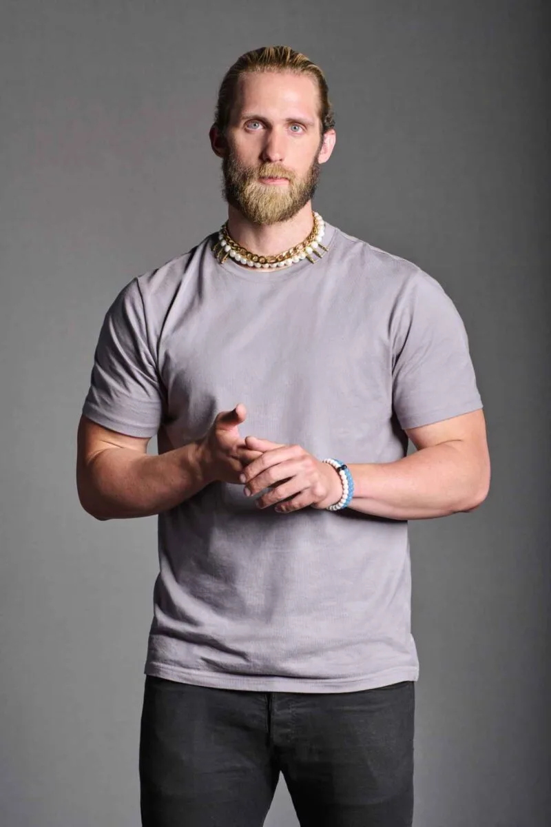 William Richardson | The Mole Wiki | Fandom