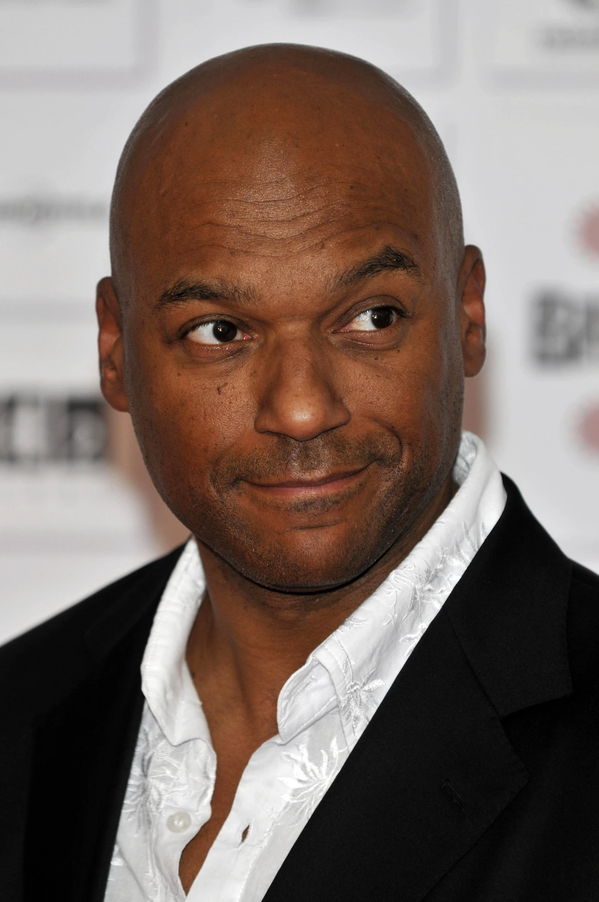 Colin Salmon | Wikia The Musketeers | Fandom