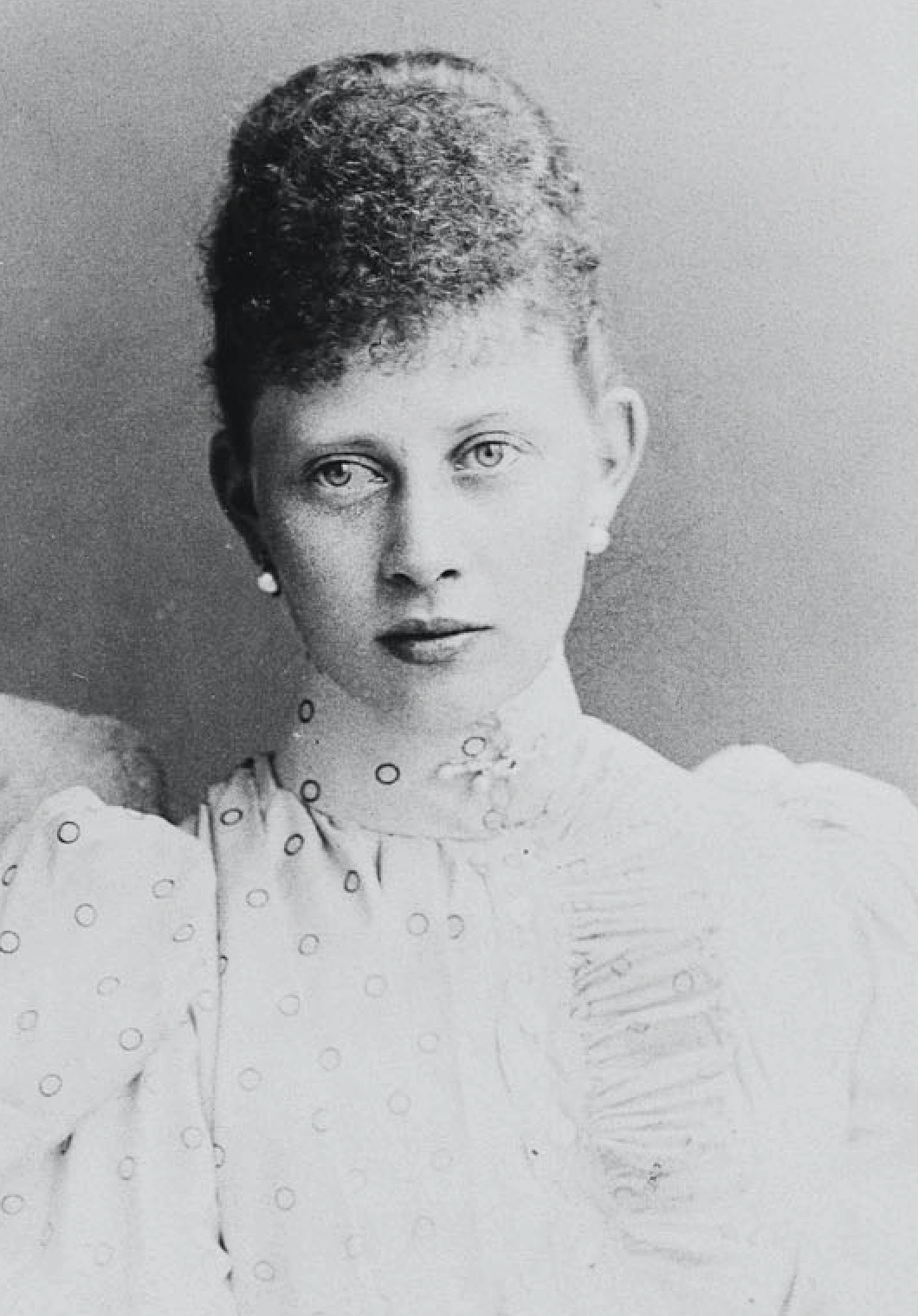 Euphemia Bulstrode | The New AU Wiki | Fandom