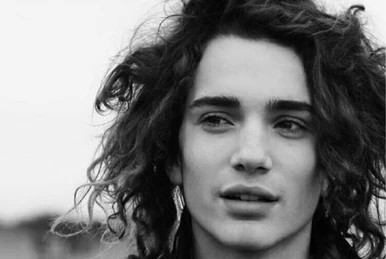 Regulus Arcturus Svart