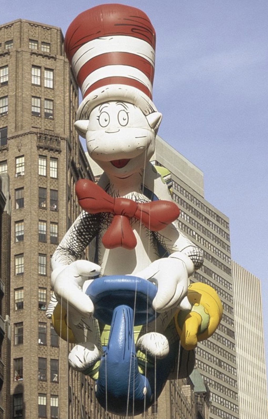 The Cat In The Hat Fan Made The New Macys Parade Wikia Fandom