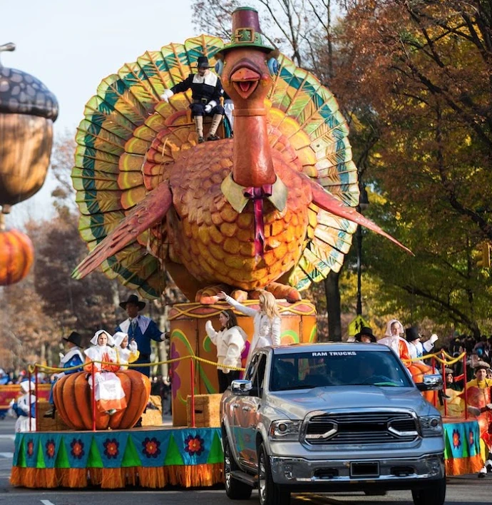 The 1st Dino Comic Parade | The New Macy's Parade Wikia | Fandom