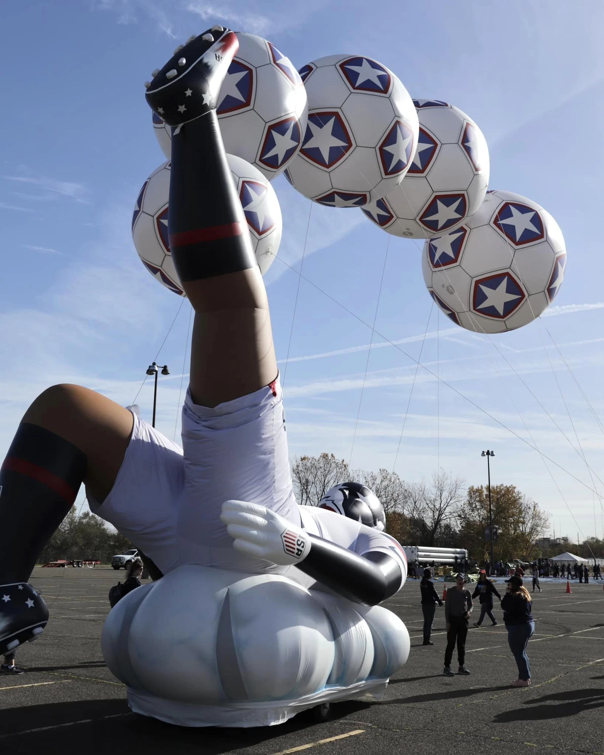 Striker, the U.S Soccer Star (SMF188 Version) | The New Macy's Parade ...