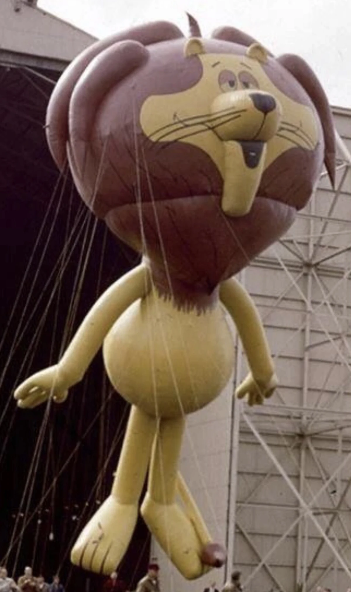 Linus the Lionhearted (SuperPikachuTyler's Version) | The New Macy's ...