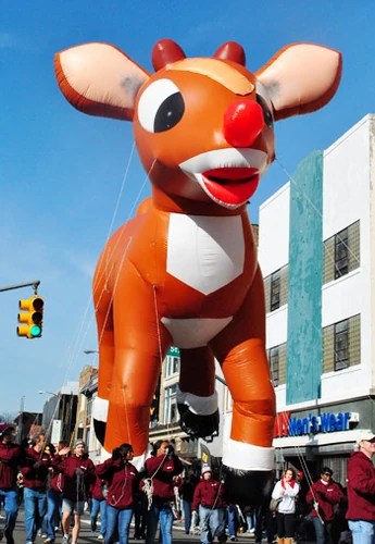 Rudolph the Red-Nosed Reindeer (SMF188's Version) | The New Macy's ...