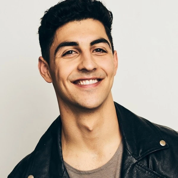 James | The Next Step Serie Wiki | Fandom