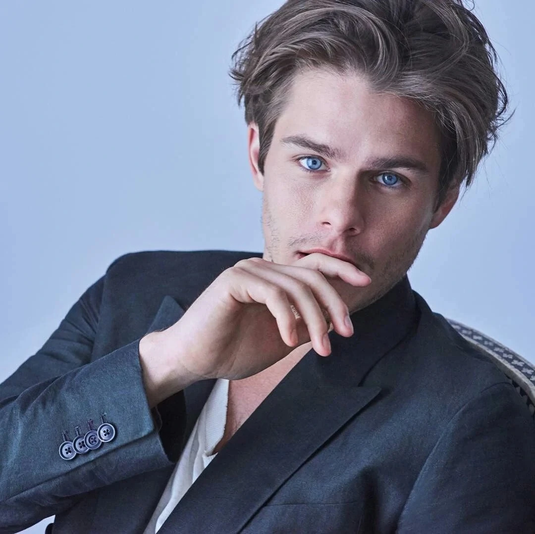 Jake Manley | Wiki The Order | Fandom