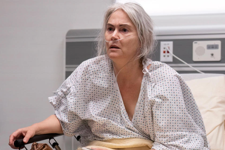 Theresa Saunders | The Pitt Wiki | Fandom