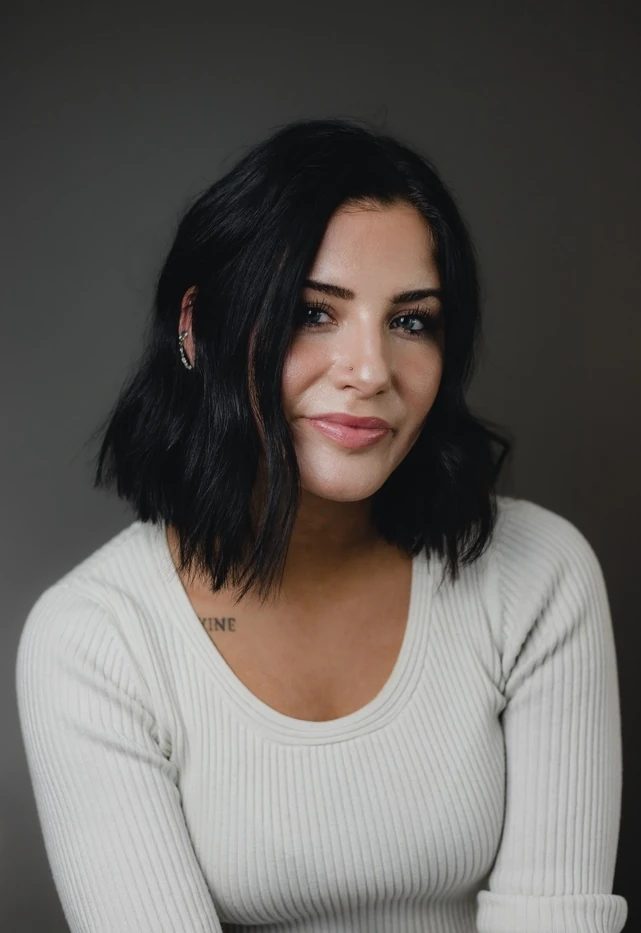 Lauren Roberts | The Powerless Trilogy Wiki | Fandom