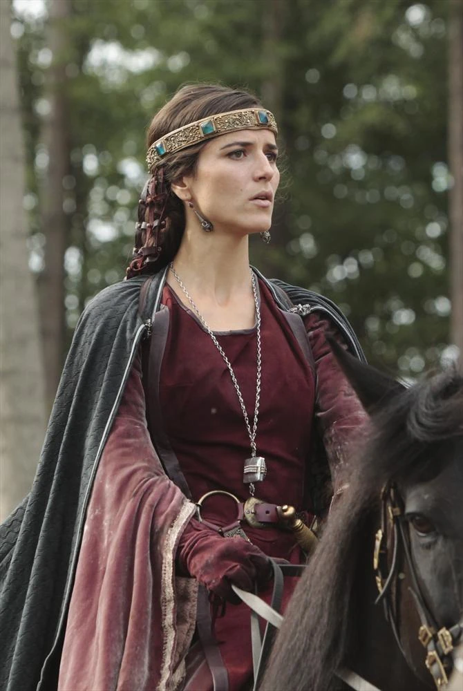 Queen Ralia XXIII | The Quest Wiki | Fandom