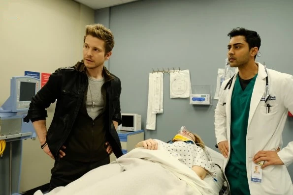 Episode Gallery:Run, Doctor, Run | The Resident Wiki | Fandom