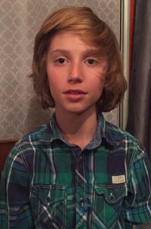 Season 1/Gallery | The Right Hand Guy Wiki | Fandom