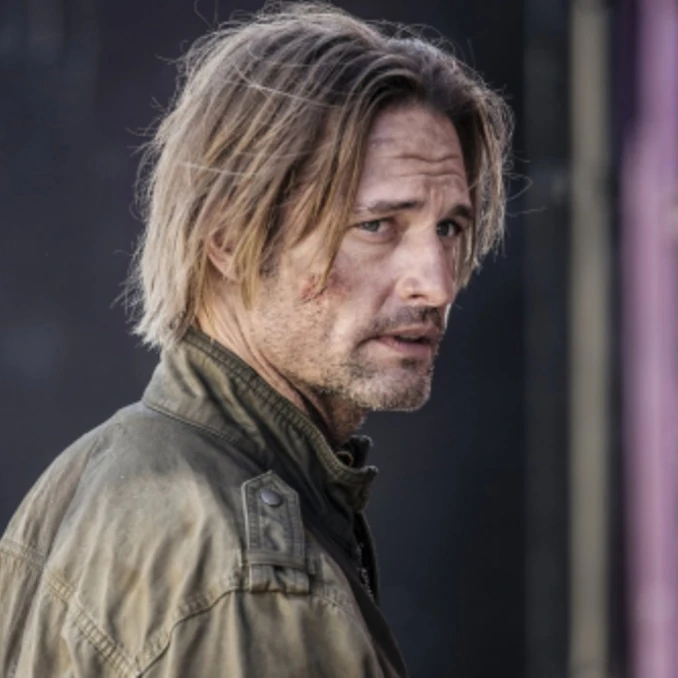 Roger Bates | The Rise of the Truth Wiki | Fandom