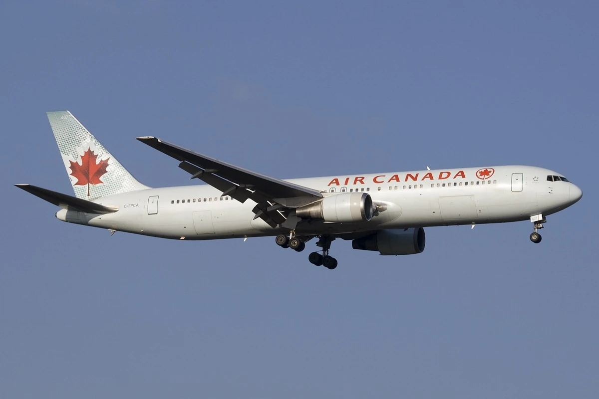 Wikifly flight 728 | The Roblox Airline Industry Wiki | Fandom