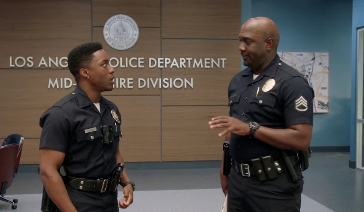 Das Halsband | The Rookie Wiki | Fandom