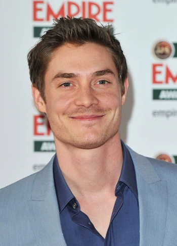 Max Brown | The Royals Wiki | Fandom