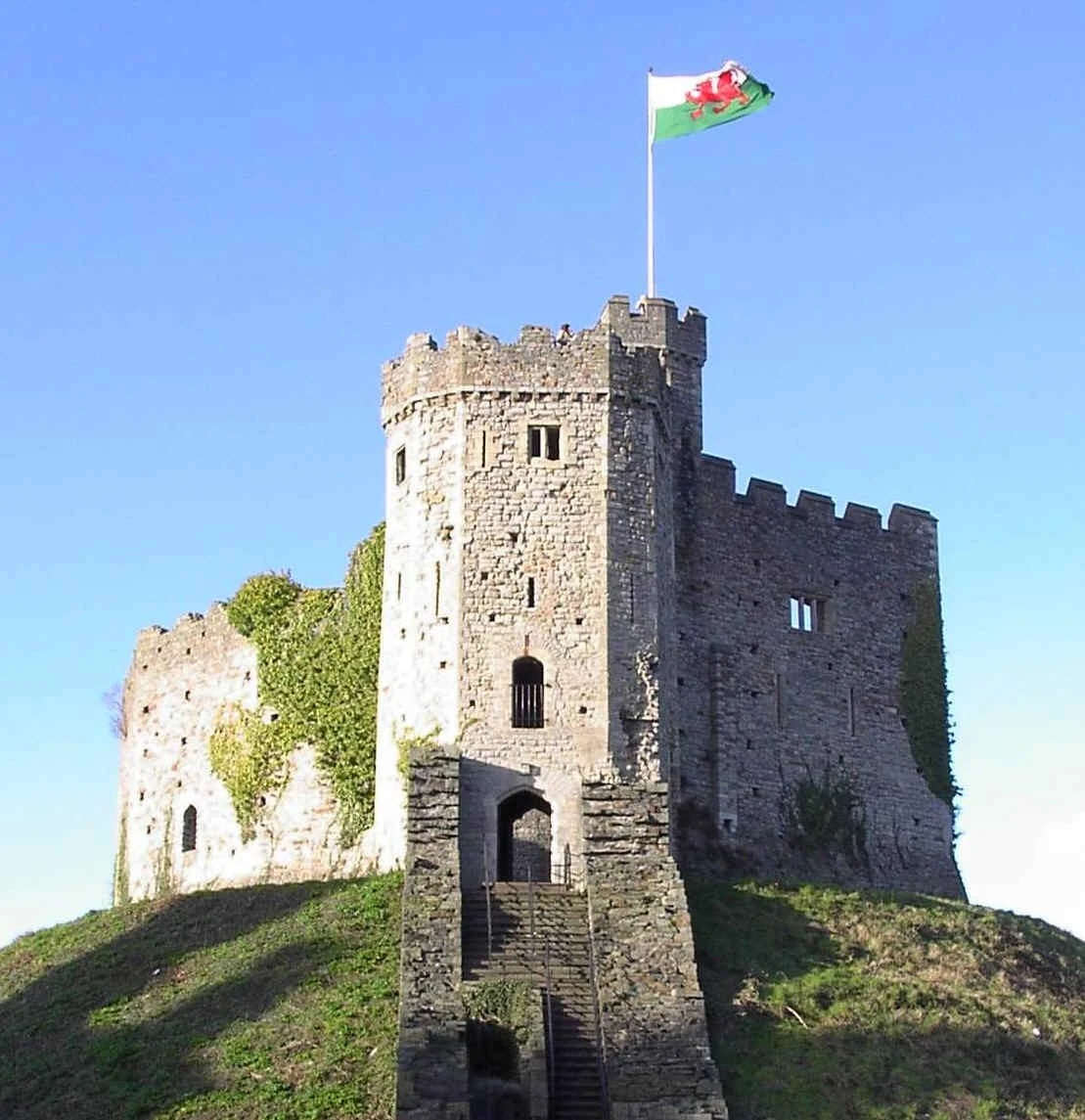 Cardiff Castle | Town & Cities Guide Wiki | Fandom