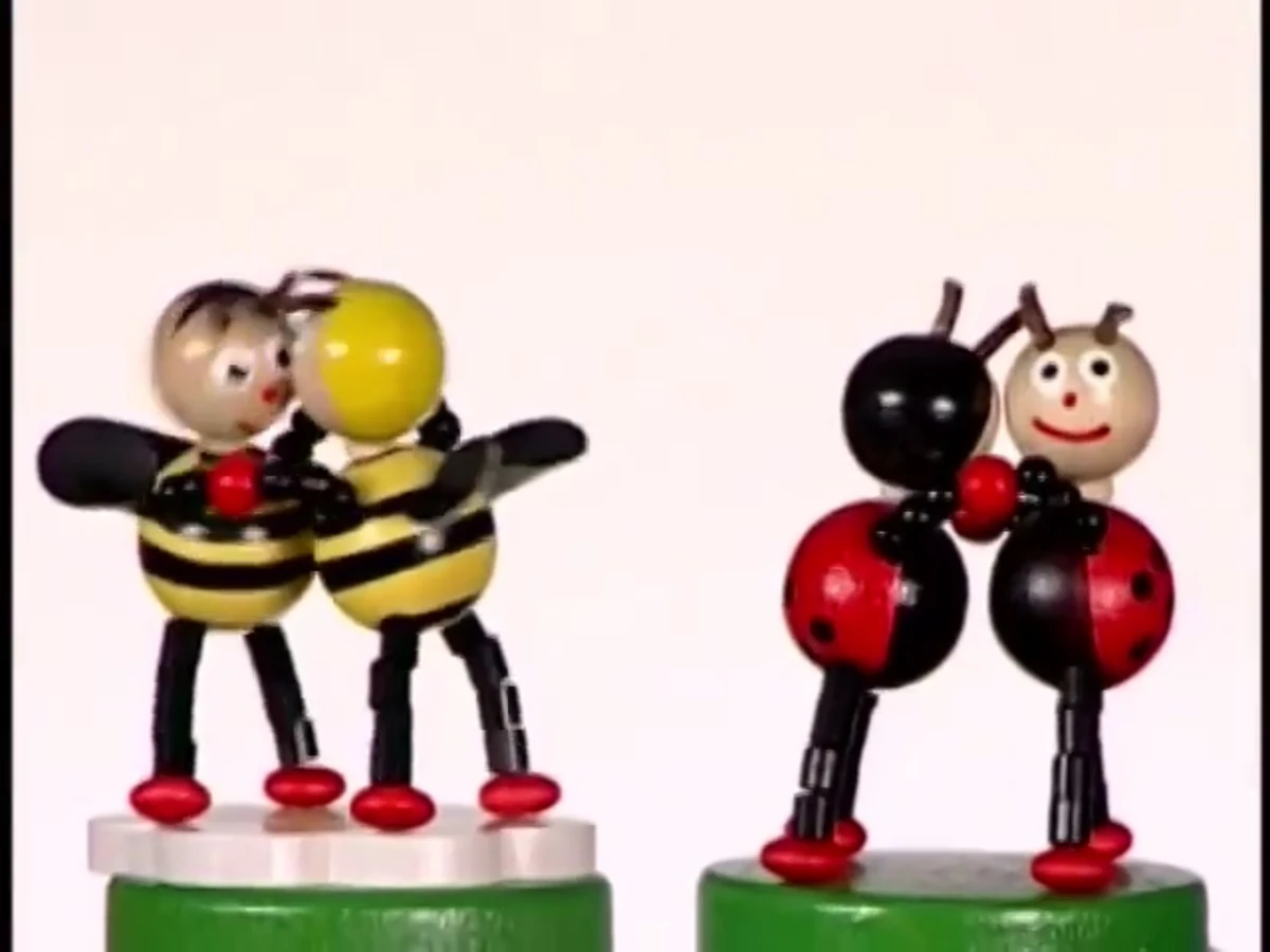 Dancing Bees Push Puppet | The True Baby Einstein Wiki | Fandom