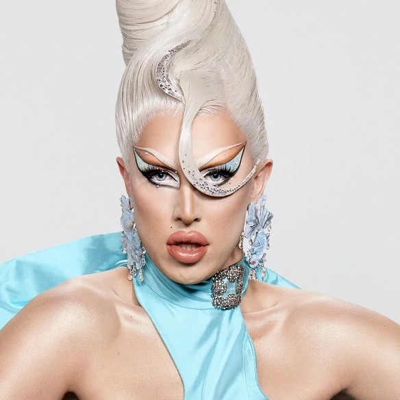 Smalls Drag Race Season 1 | The Twilight Diaries Wiki | Fandom