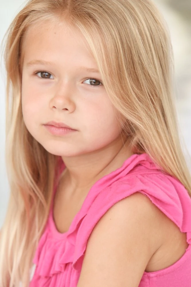 Nieve Krenare | The Twilight Saga: Harmonic Convergence Wiki | Fandom